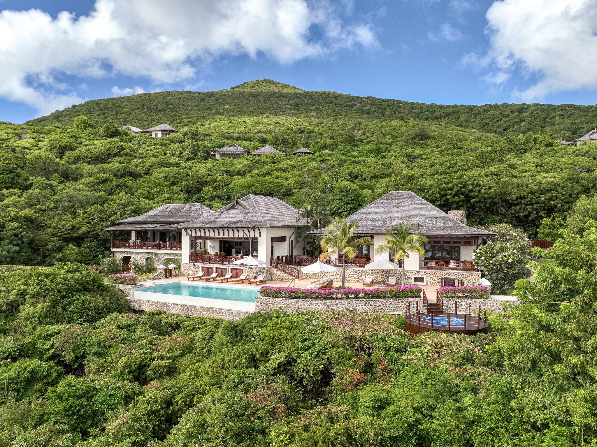 Big Blue Ocean - Canouan Estate Resort & Villas