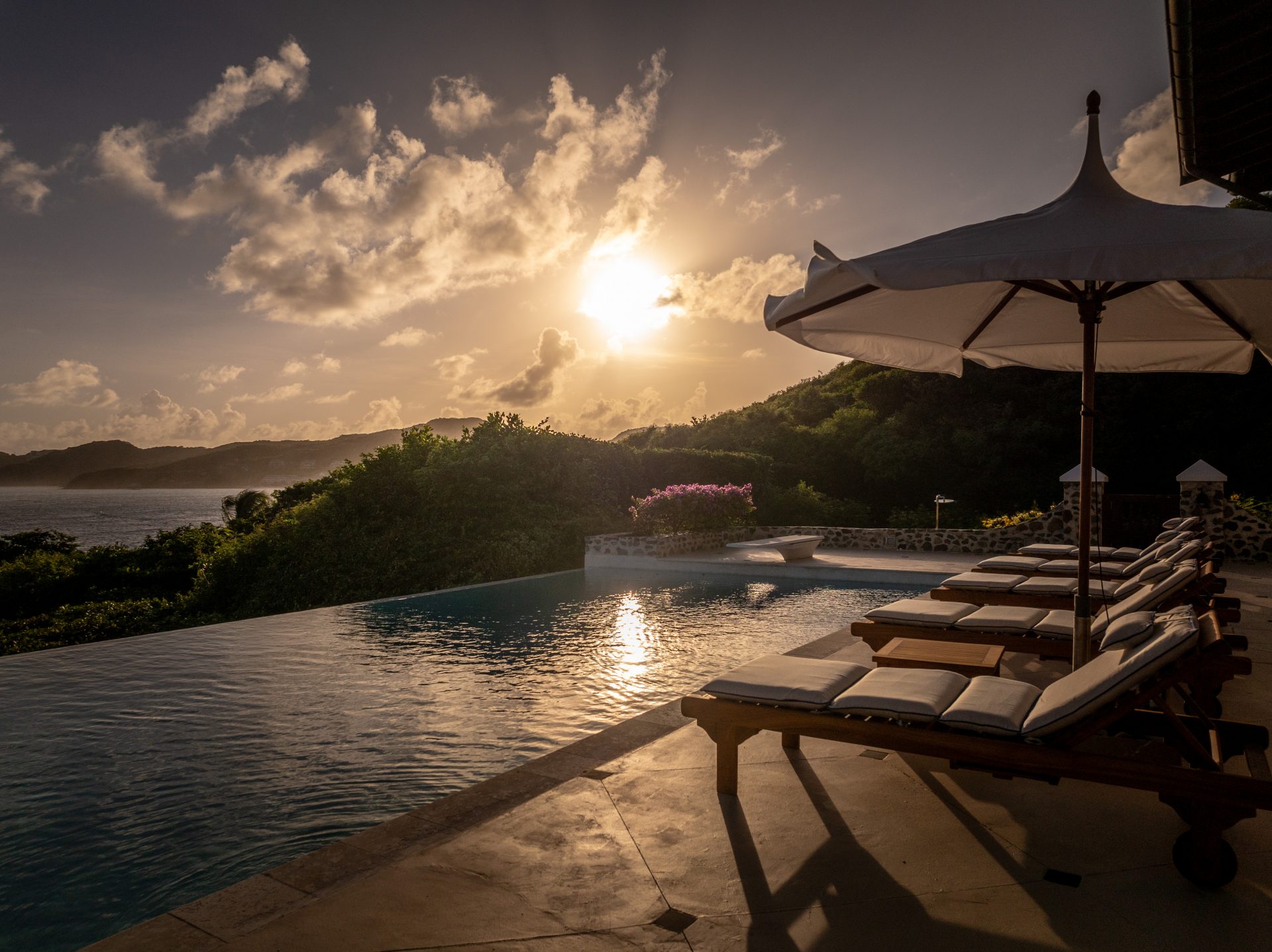 Big Blue Ocean - Canouan Estate Resort & Villas